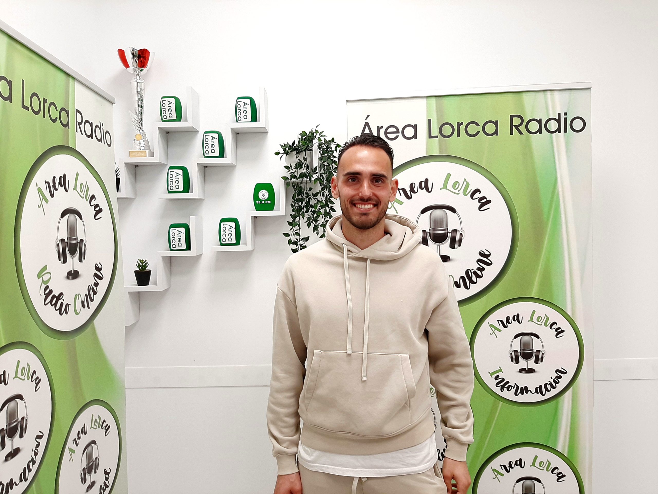 Cristian Arco: "Con la plantilla que tenemos conseguiremos el objetivo ...